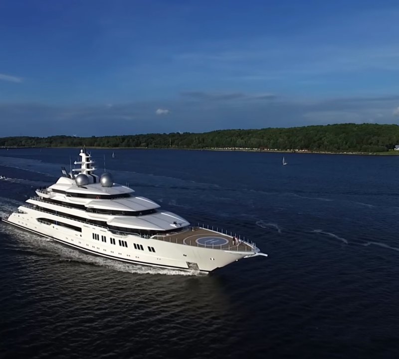 Yacht AMADEA, Lurssen | CHARTERWORLD Luxury Superyacht Charters
